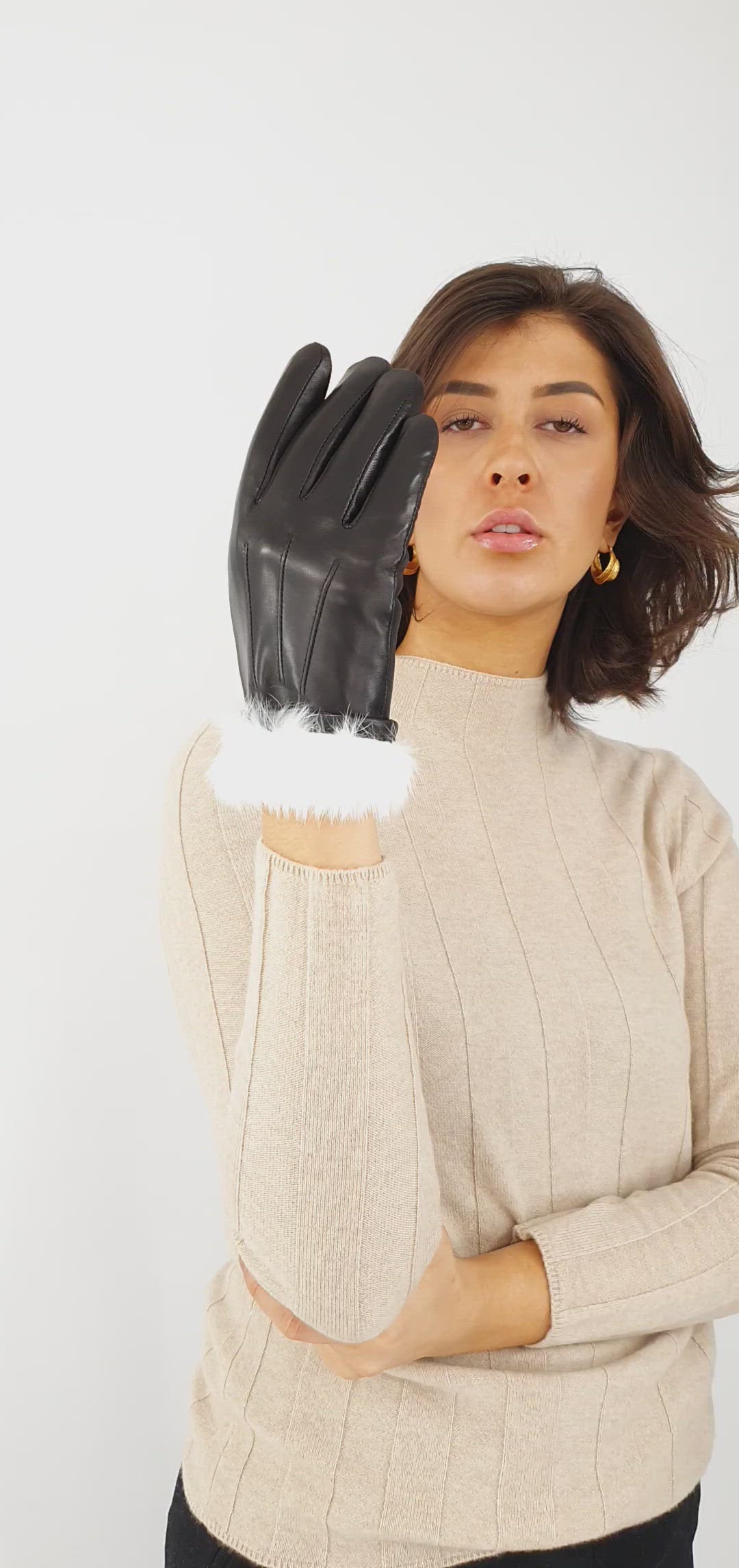127-W Glove - Lamb Slink Leather -Accesories - Black – Levinskyfurs